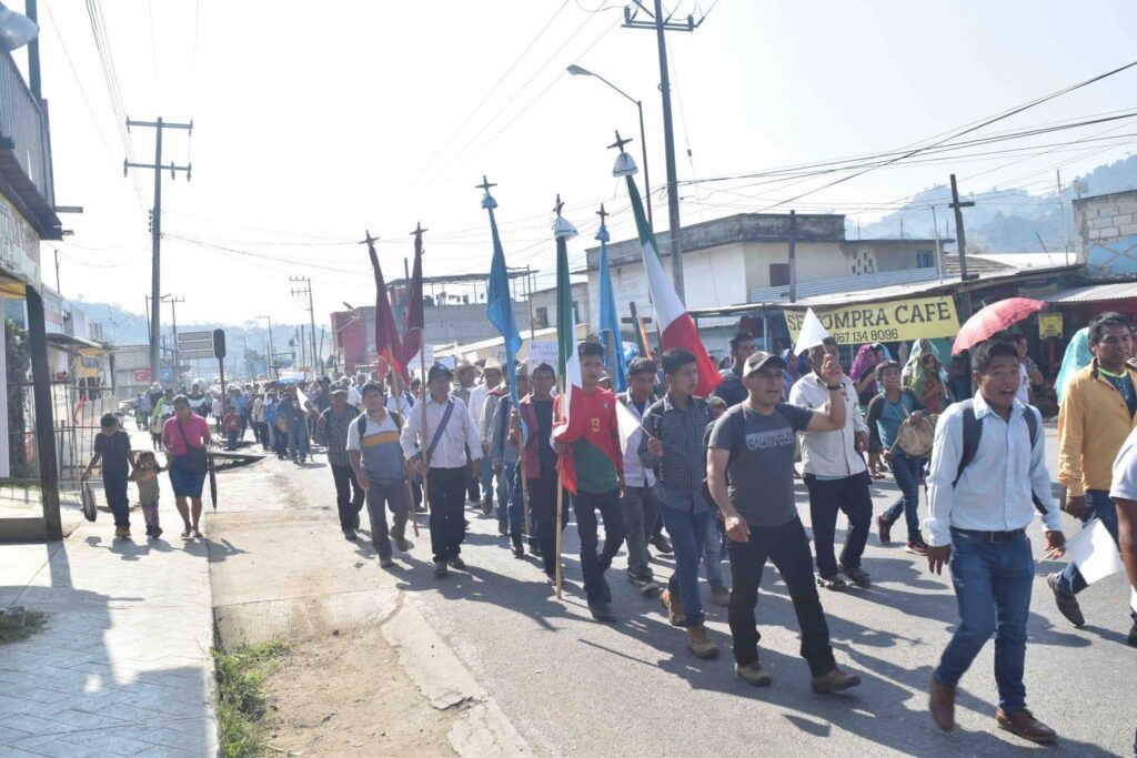 Gobierno Comunitario de Chilón, Chiapas: Por la defensa de la vida y la ...